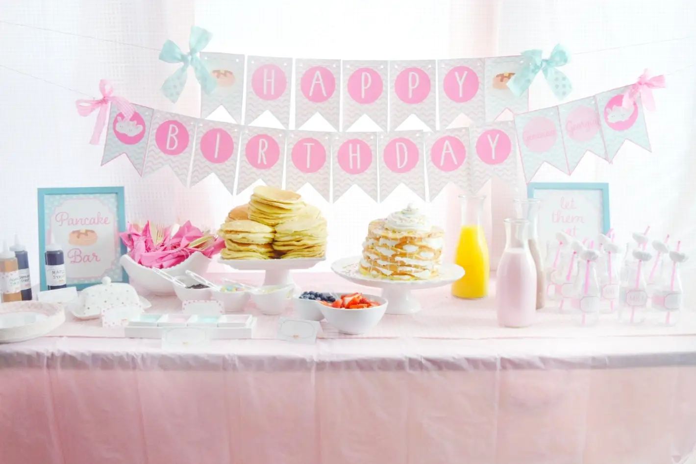 40 Amazing Food Bar Ideas You'll Want To Copy | Pretty Sweet Printables