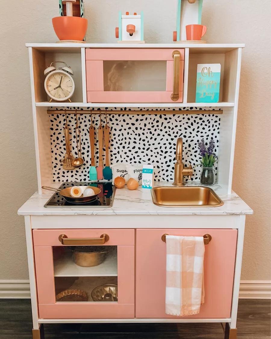 25 Easy IKEA Play Kitchen Hacks For A Stunning Makeover | Pretty Sweet ...