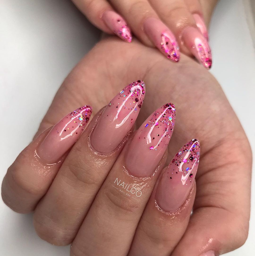 45 Fabulous Barbie Nails That Embrace The Barbiecore Trend | Pretty ...