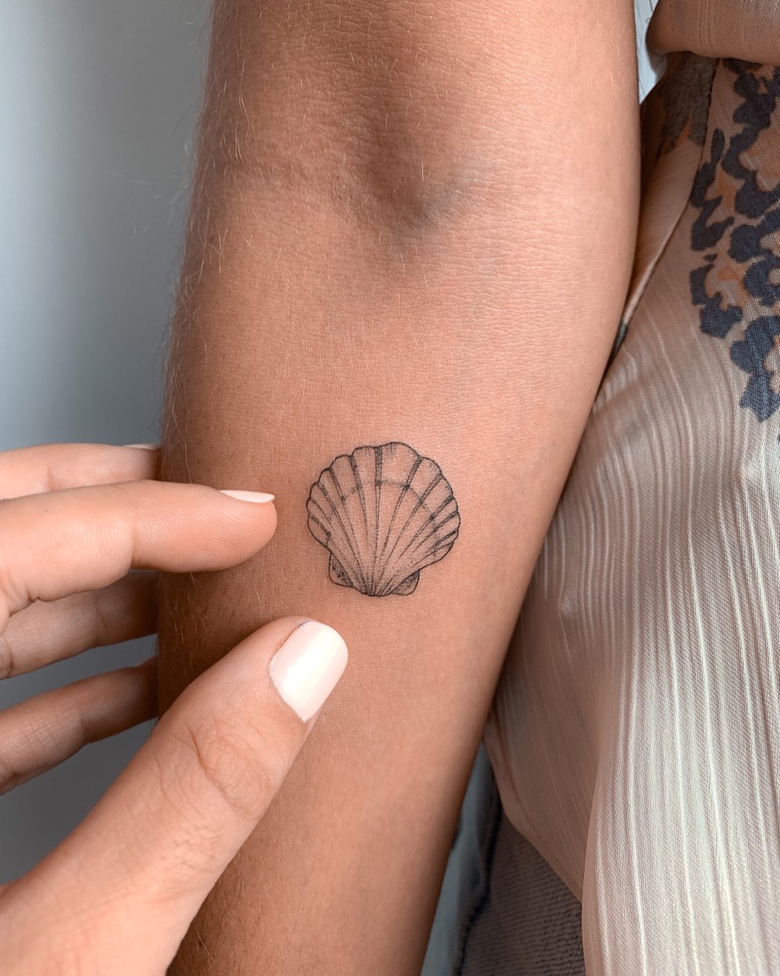 23 Small Tattoos for Women That Are Meaningful and Stylish | Pretty ...