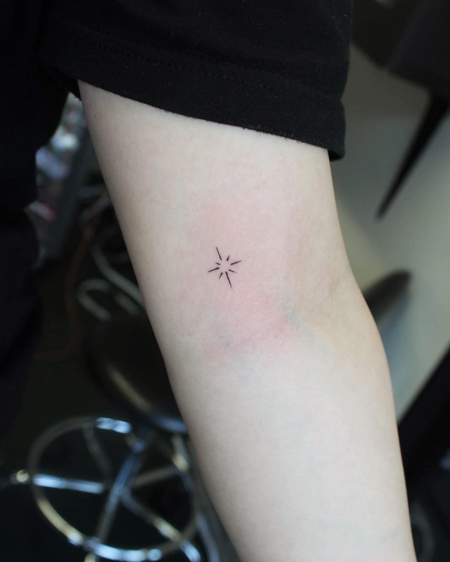 23 Small Tattoos for Women That Are Meaningful and Stylish | Pretty ...