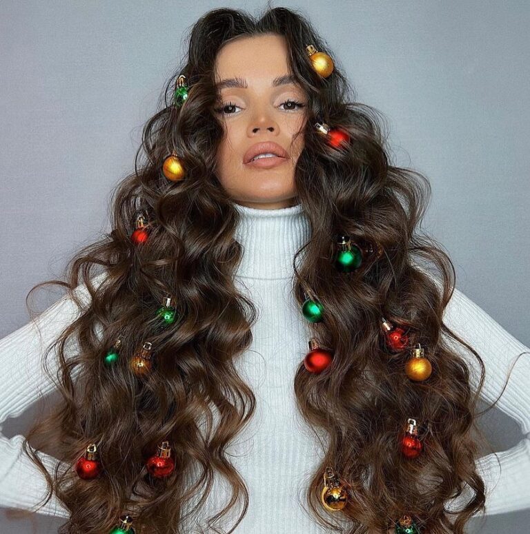 27 Festive Christmas Holiday Hairstyles to Light Up Your Season ...