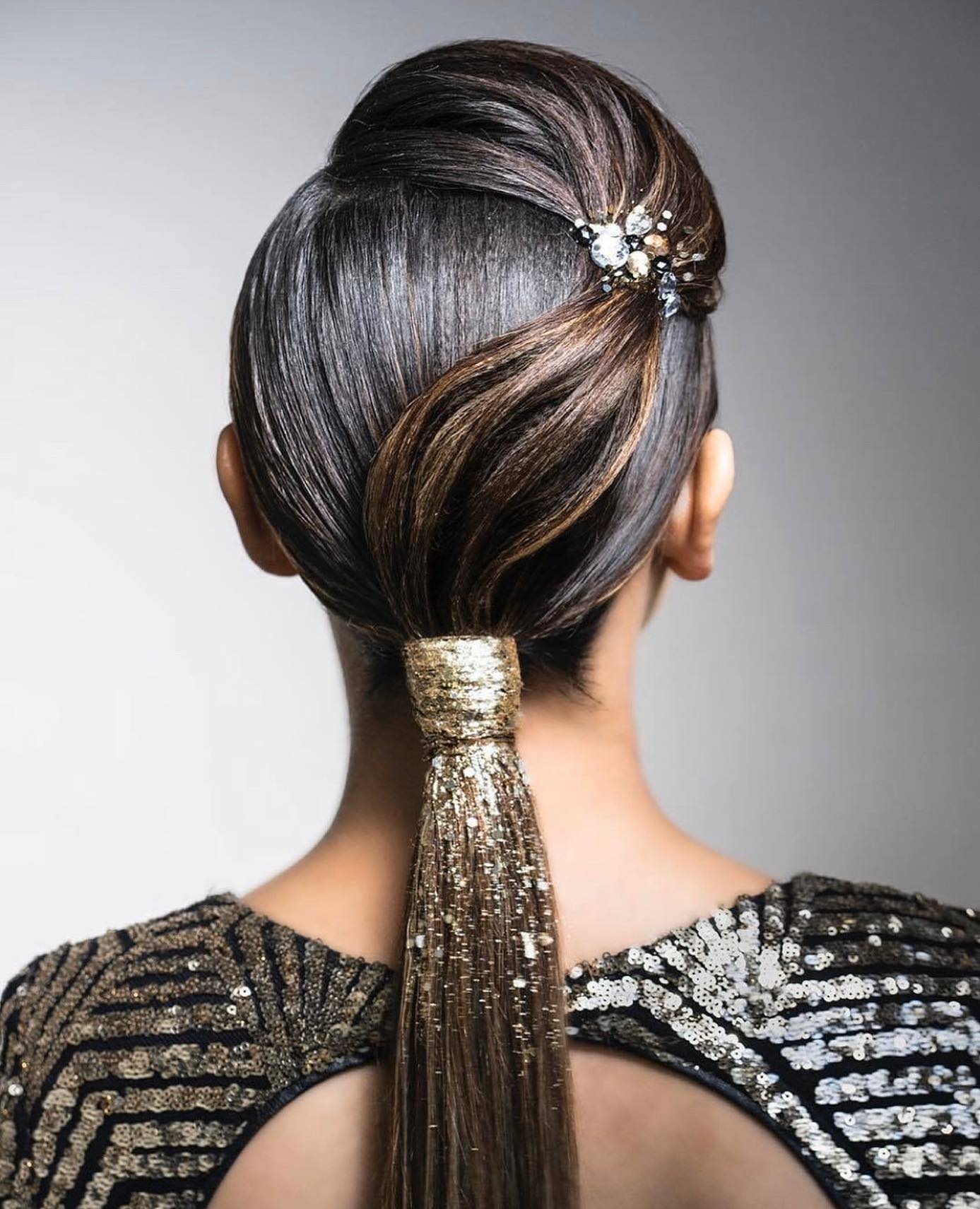 33 Showstopping New Year's Eve Hairstyles to Sparkle in Style | Pretty ...
