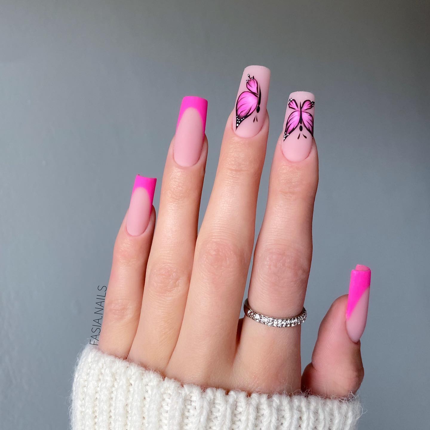 40 Enchanting Butterfly Nail Designs to Inspire Your Spring Style ...