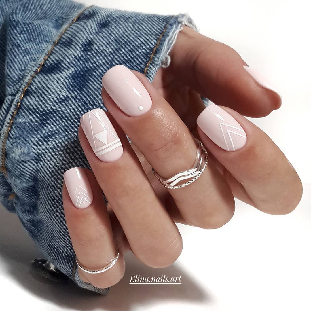 31 Minimalist Nail Designs To Help You Embrace Simplicity | Pretty ...