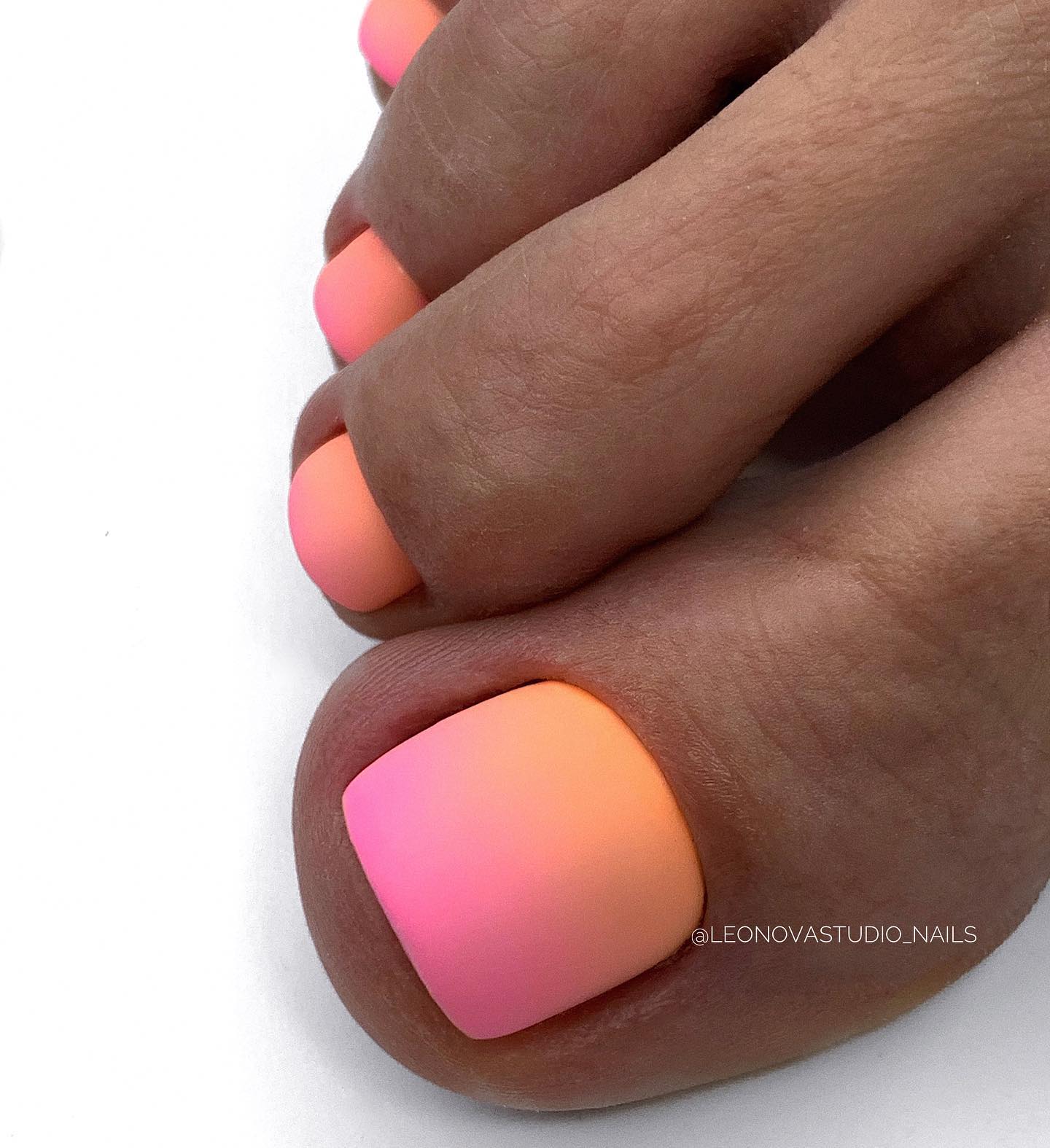 30 Hot Summer Pedicure Designs to Brighten Up Your Toenails | Pretty ...