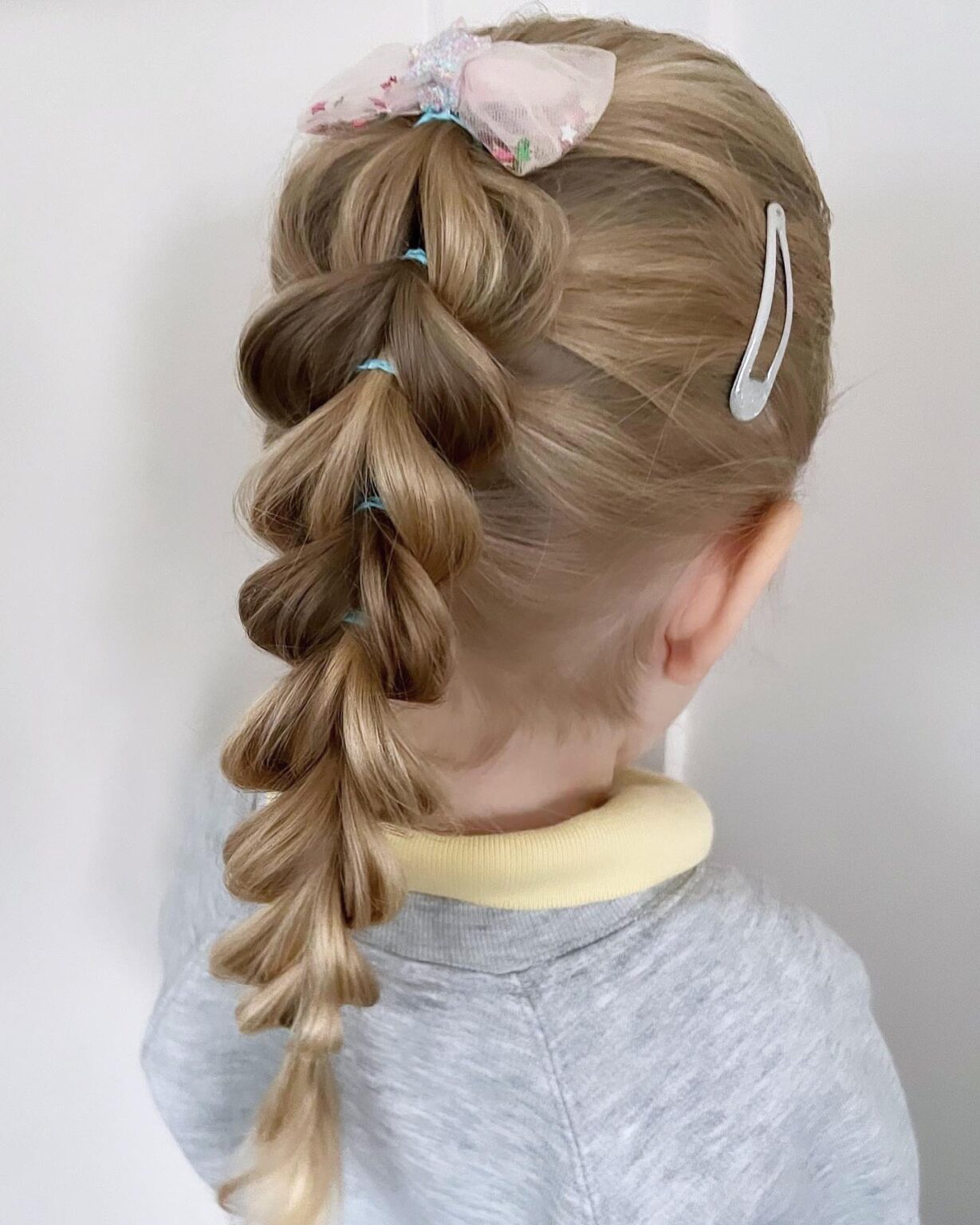 40 Trendy Back To School Hairstyles For Girls | Pretty Sweet Printables