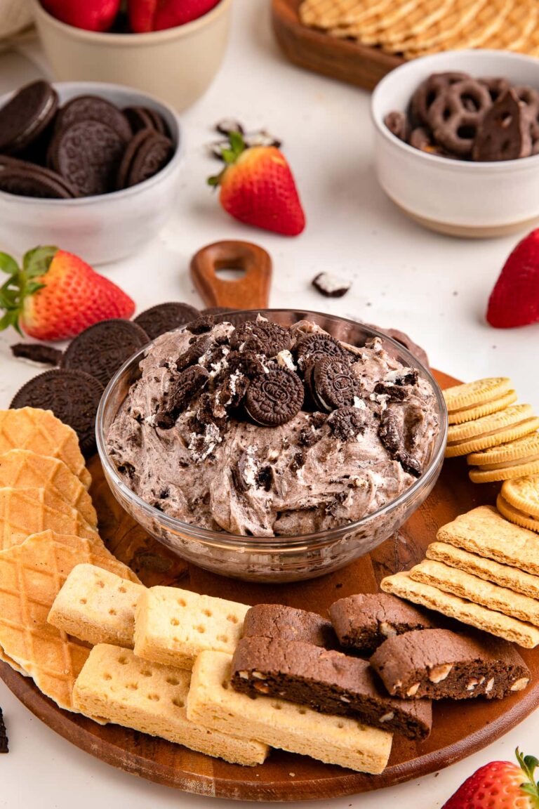 25 Sweet Dessert Dips For Parties Everyone Will Love | Pretty Sweet ...